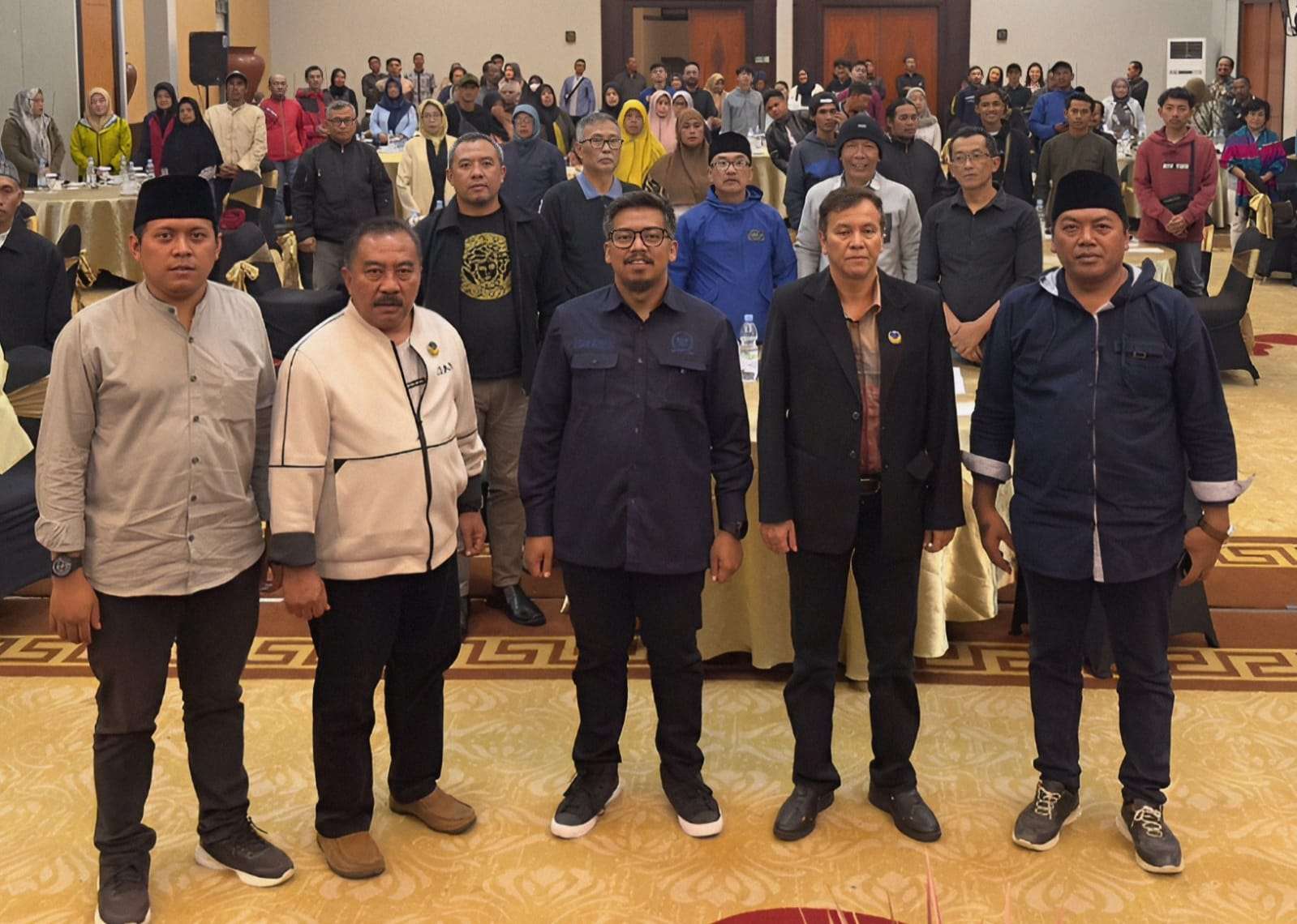 Berfoto bersama usai kegiatan. (ist)
